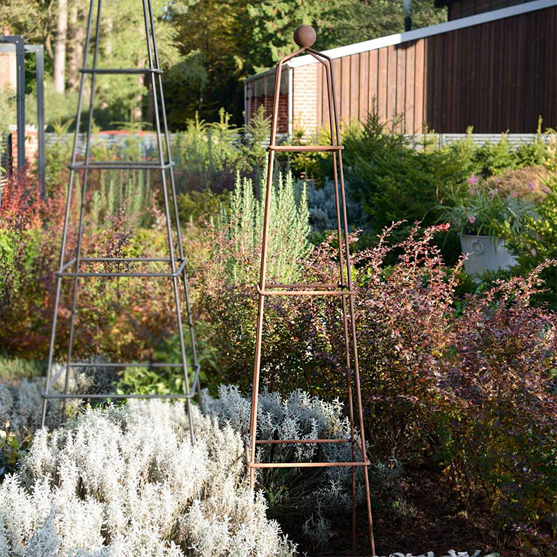 Spaljé Pyramid Wire Obelisks rost, large - Köp växtstöd online! | Wexthuset